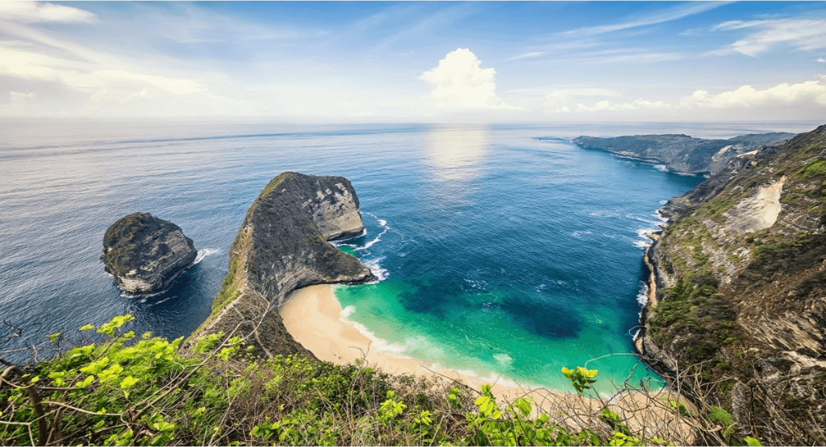 Nusa Penida Island Tour | Yahala International